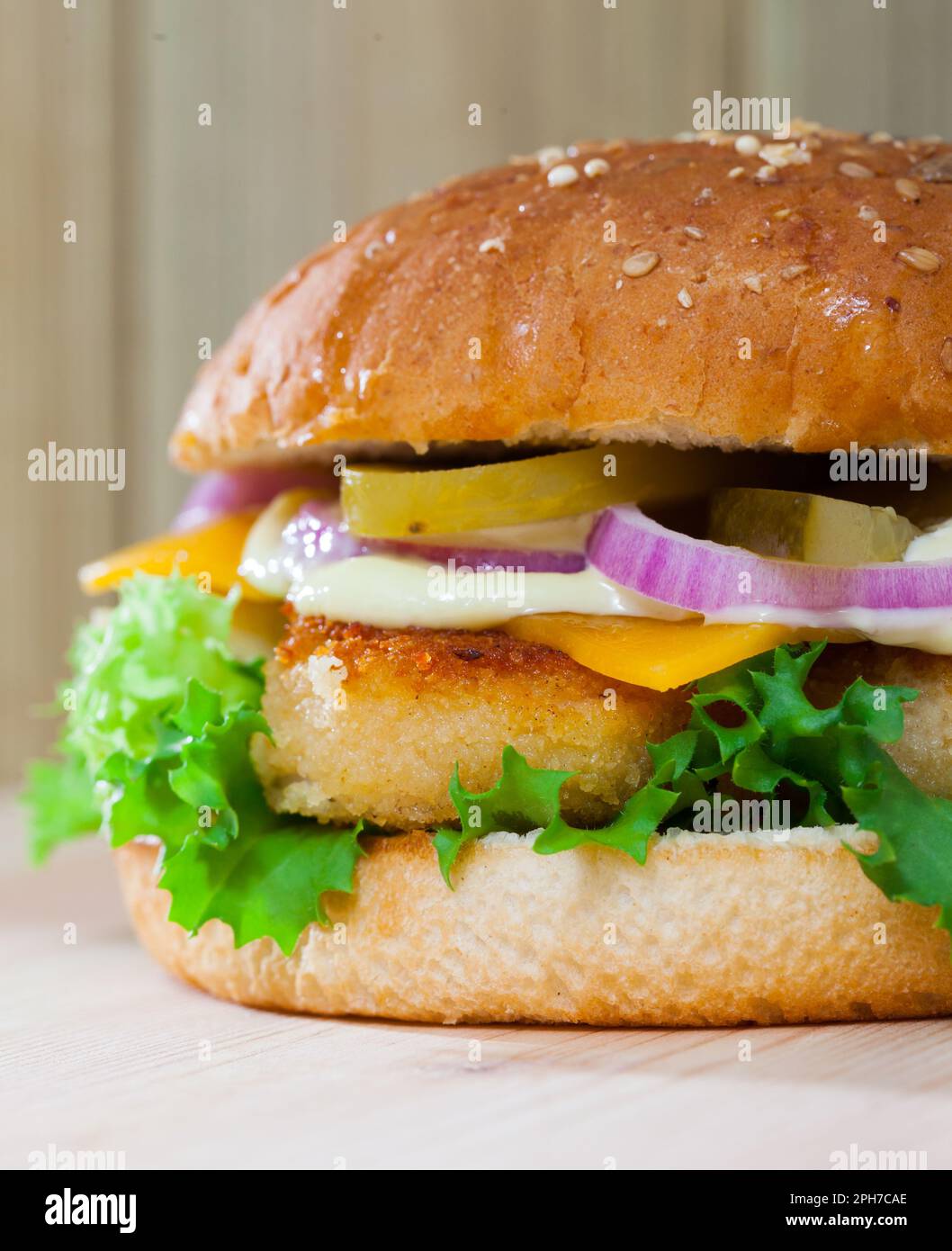 Cheeseburger with chicken nuggets Stock Photo - Alamy
