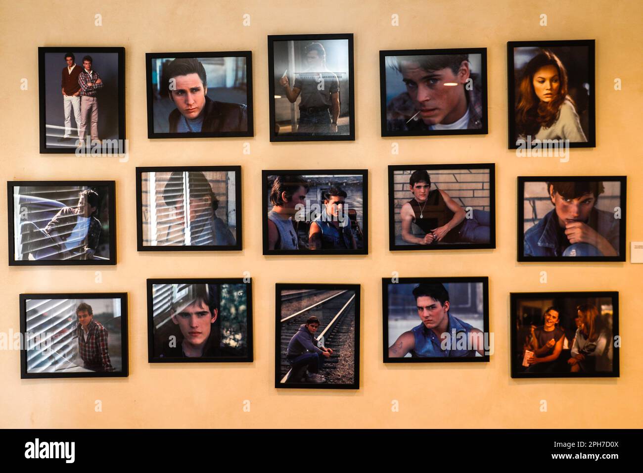 The outsiders movie hi-res stock photography and images - Alamy