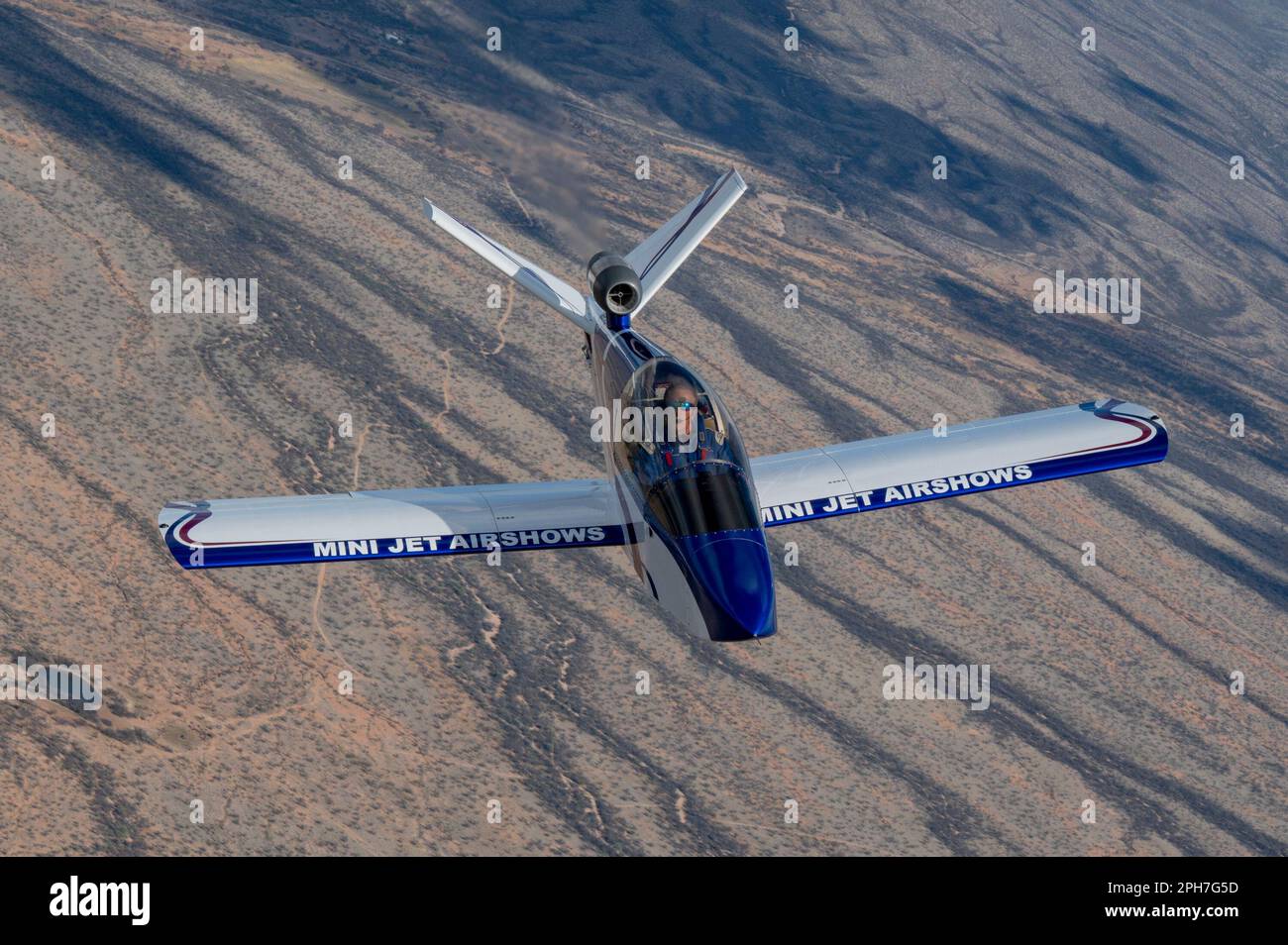 Mini jet hi-res stock photography and images - Alamy