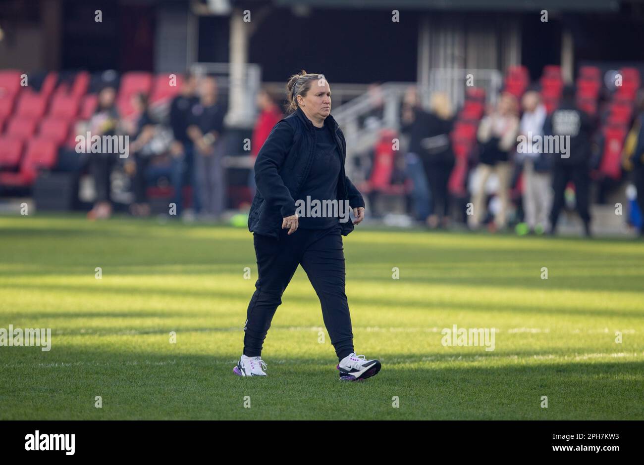 Laura harvey hi-res stock photography and images - Alamy