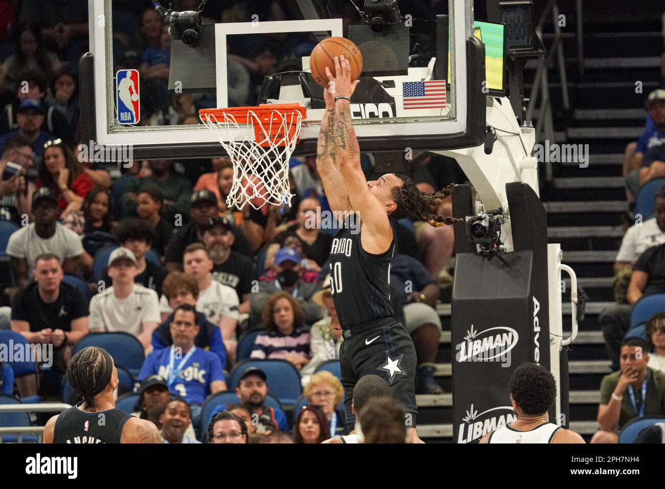 Cole anthony dunk hi-res stock photography and images - Alamy