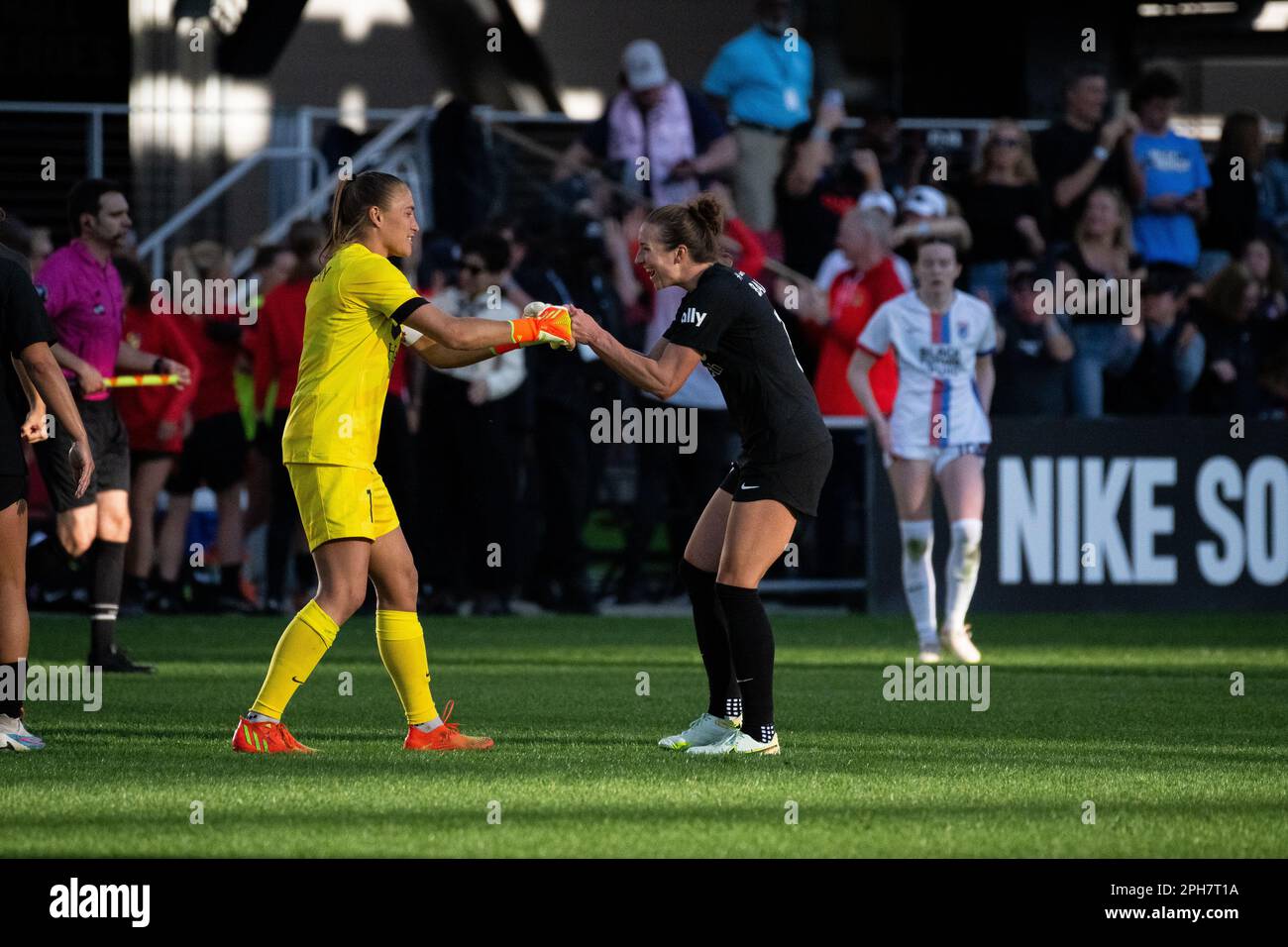 Bailey sloan hi-res stock photography and images - Alamy