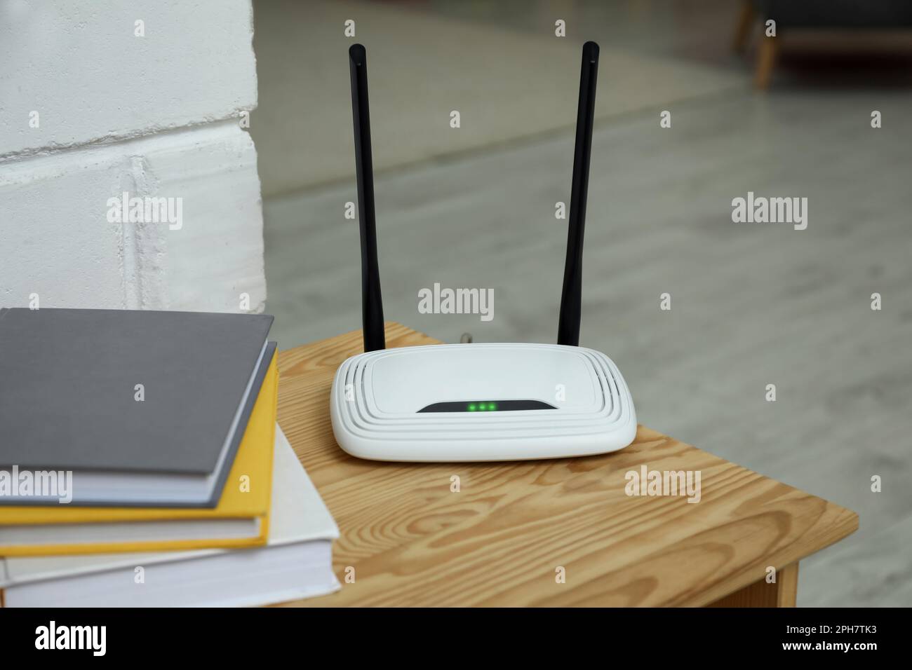 Wifi router in home switch hi-res stock photography and images - Alamy