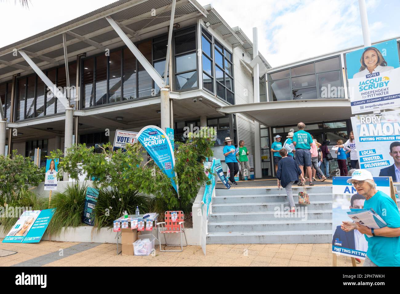 Political corflutes hi-res stock photography and images - Alamy