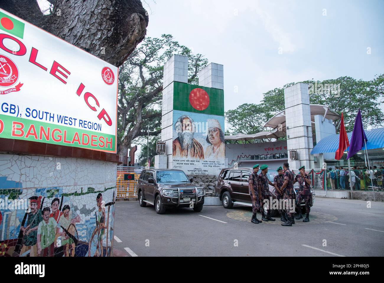 Bangaon, West Bengal, India. 26th Mar, 2023. Different moments of joint ...