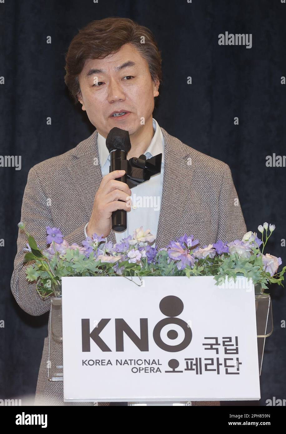 27th Mar, 2023. New chief of Korea National Opera Choi Sang-ho, new ...