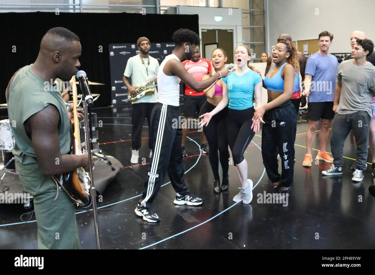 Tim omaji timomatic hi-res stock photography and images - Alamy
