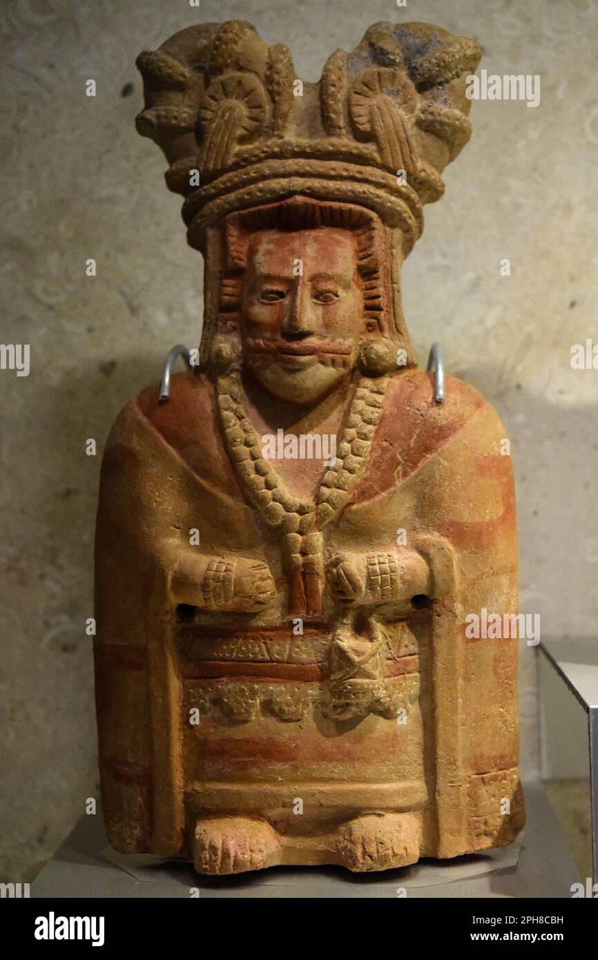 Figuras prehispanicas hi-res stock photography and images - Alamy