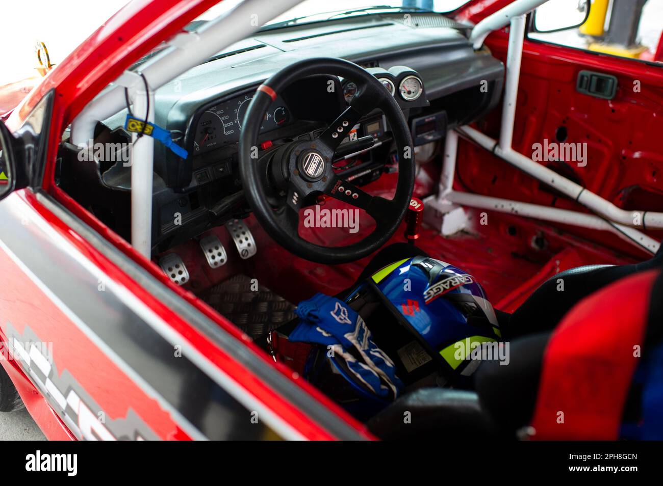 Bogota, Colombia. 26th Mar, 2023. Drivers take part in the starting ...