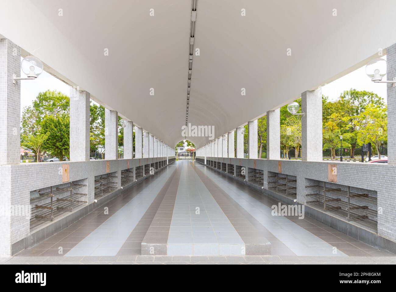 Mosque Shoe Rack Dimensions at Alicia Montes blog