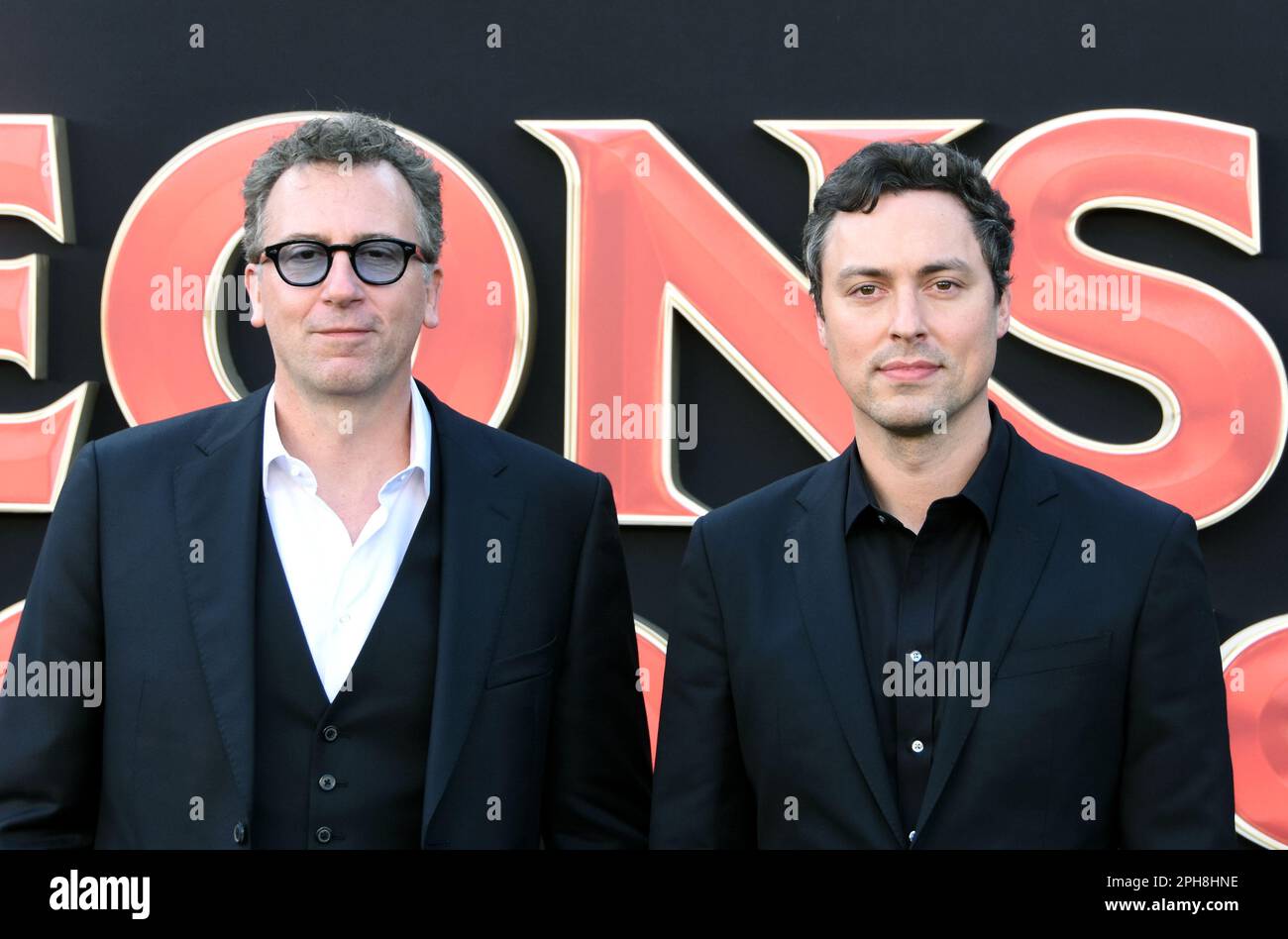 Paramount pi hi-res stock photography and images - Alamy