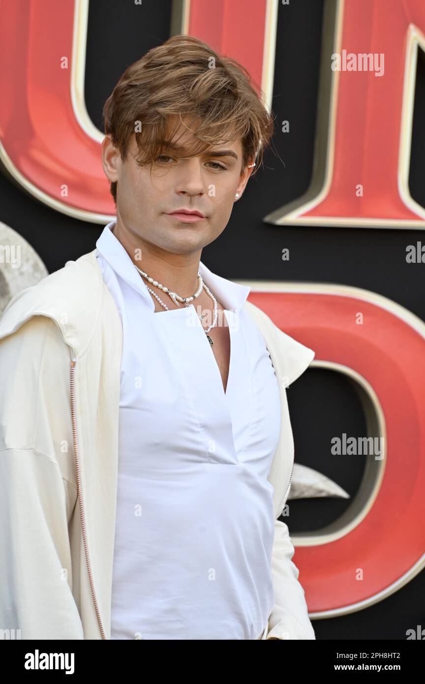 Garrett Twilight Necklace