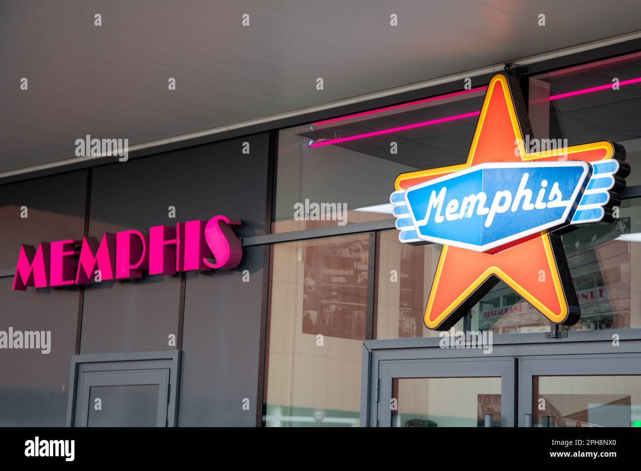 American diners exterior hi-res stock photography and images - Alamy