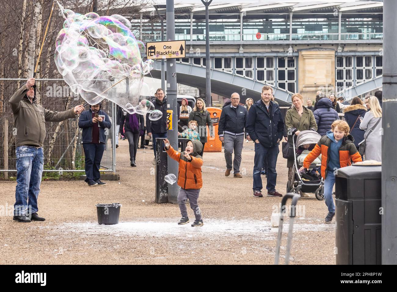 Children playing go fish hi-res stock photography and images - Alamy