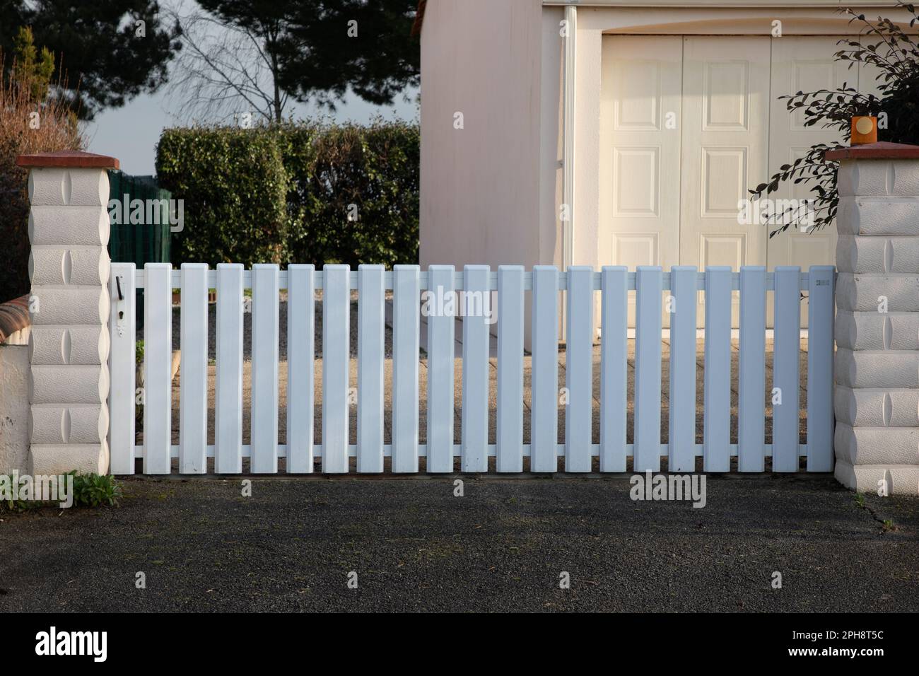 plank classic white pvc plastic home gate portal of suburbs house ...