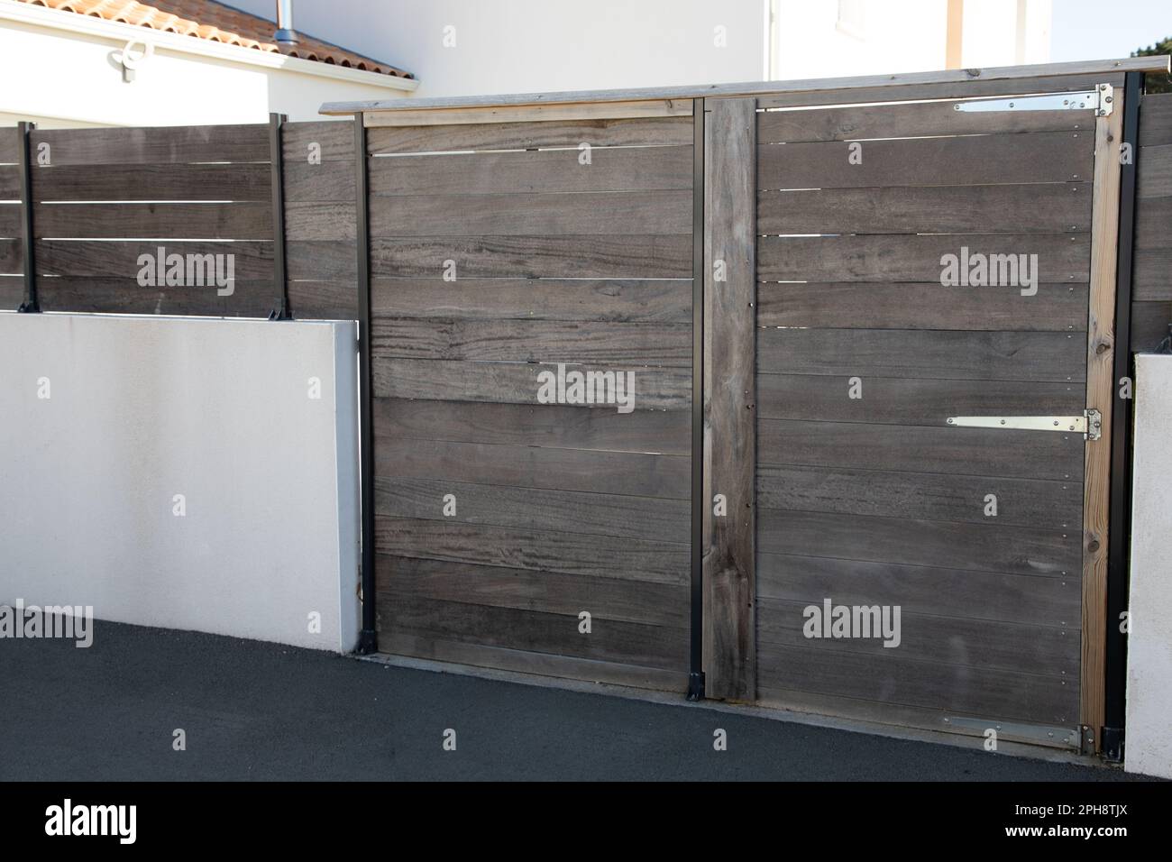 wooden portal fence street wood barrier modern house protect home ...