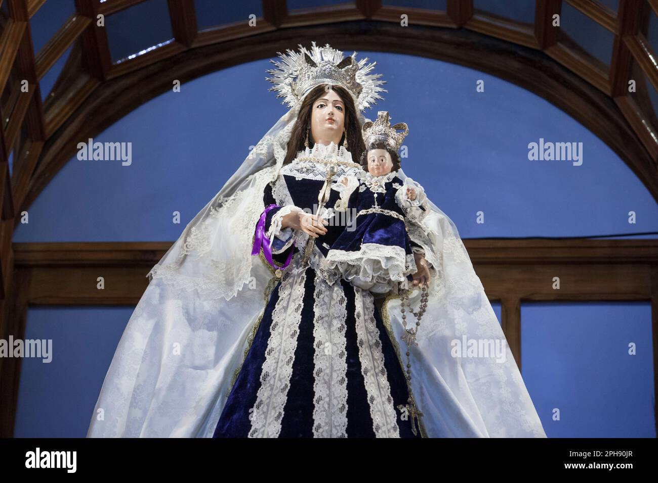 Manto de jesus hi-res stock photography and images - Alamy