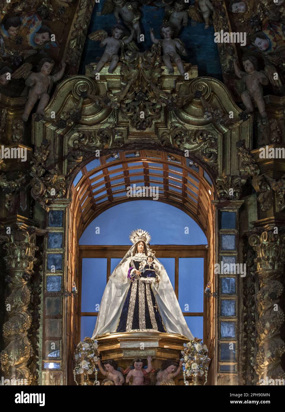 Manto de jesus hi-res stock photography and images - Alamy