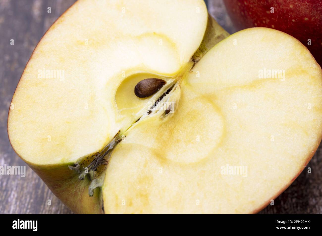 Fresh apples cut in half Stock Photo - Alamy