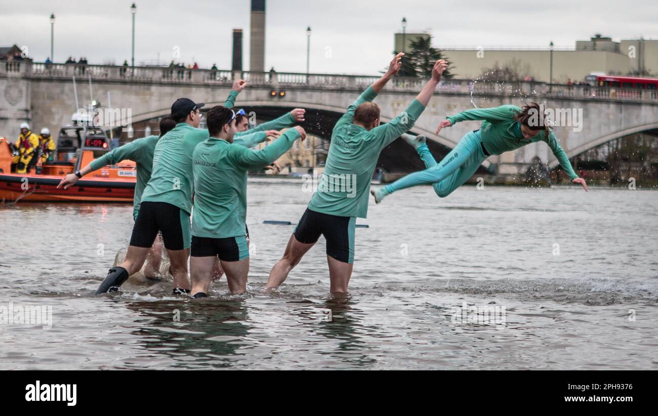 Cambridge cox Jasper Parish is dunked in the river thames to celebrate ...
