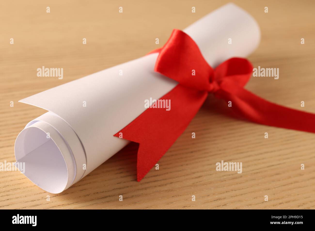 Diploma award scroll graduation hi-res stock photography and images - Alamy