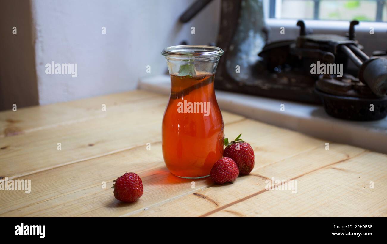 Natural fruit juice hi-res stock photography and images - Alamy