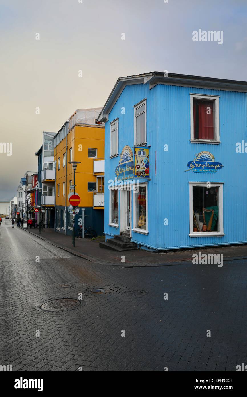 Icelandic shops hi-res stock photography and images - Alamy