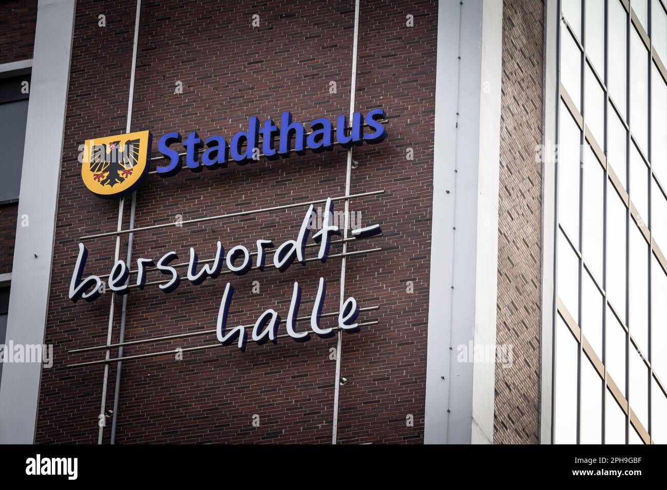Picture of the modern part of the city hall of Dortmund, Stadthaus ...