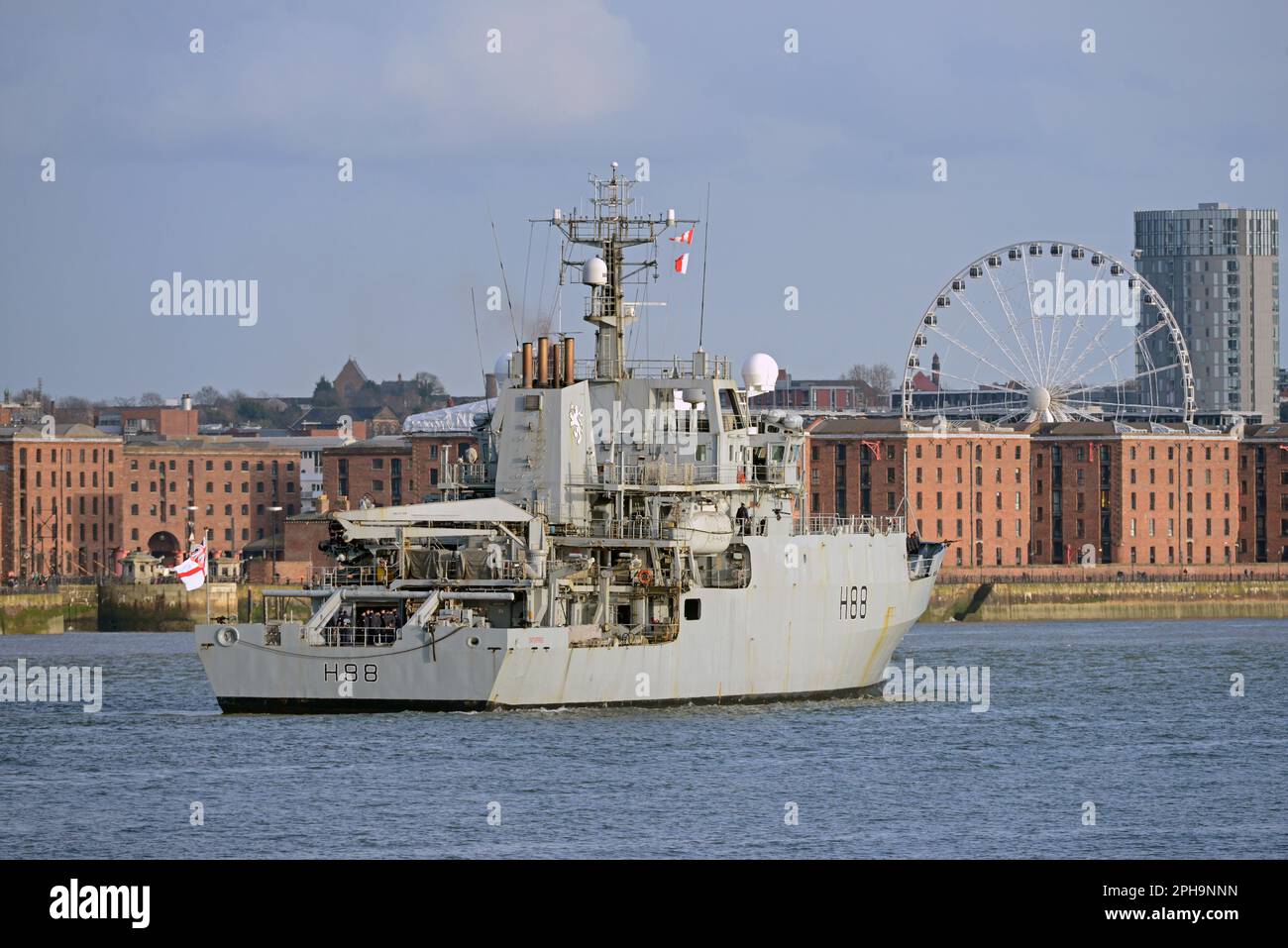 HMS ENTERPRISE arriving in the RIVER MERSEY cound for the LIVERPOOL ...