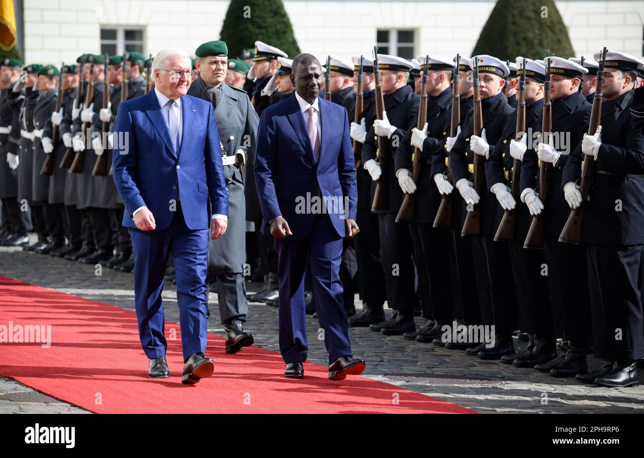Berlin, Germany. 27th Mar, 2023. German President Frank-Walter Steinmeier (l) welcomes William ...