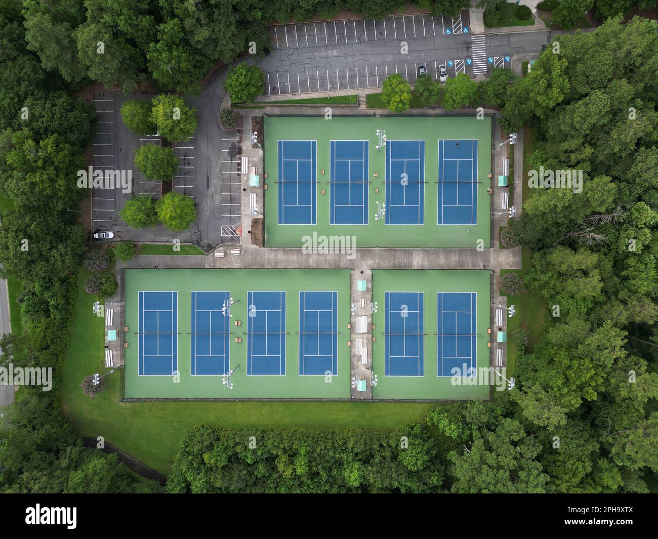Tennis courts in the forest hi-res stock photography and images - Alamy