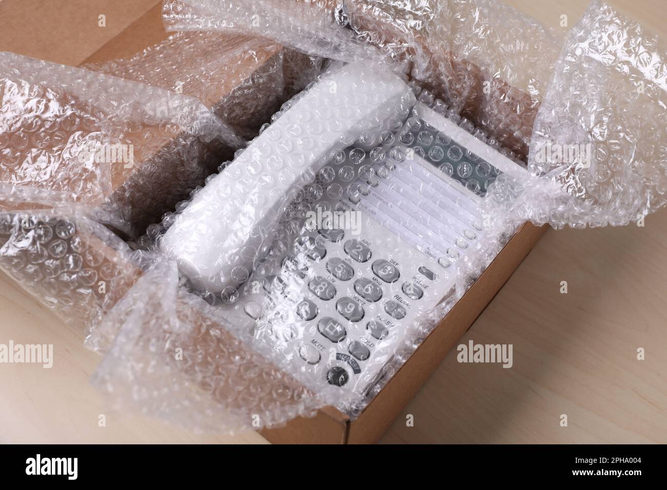 Phone bubble wrap hi-res stock photography and images - Alamy