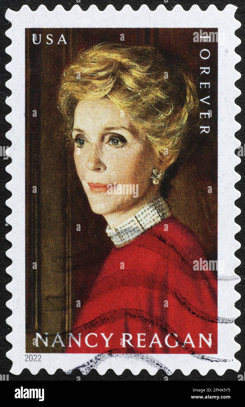 Penny Post's Instagram, Twitter & Facebook on IDCrawl