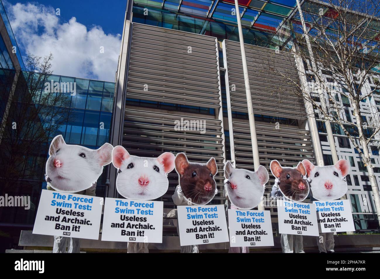 London, UK. 27th March 2023. PETA activists with huge mouse and rat ...