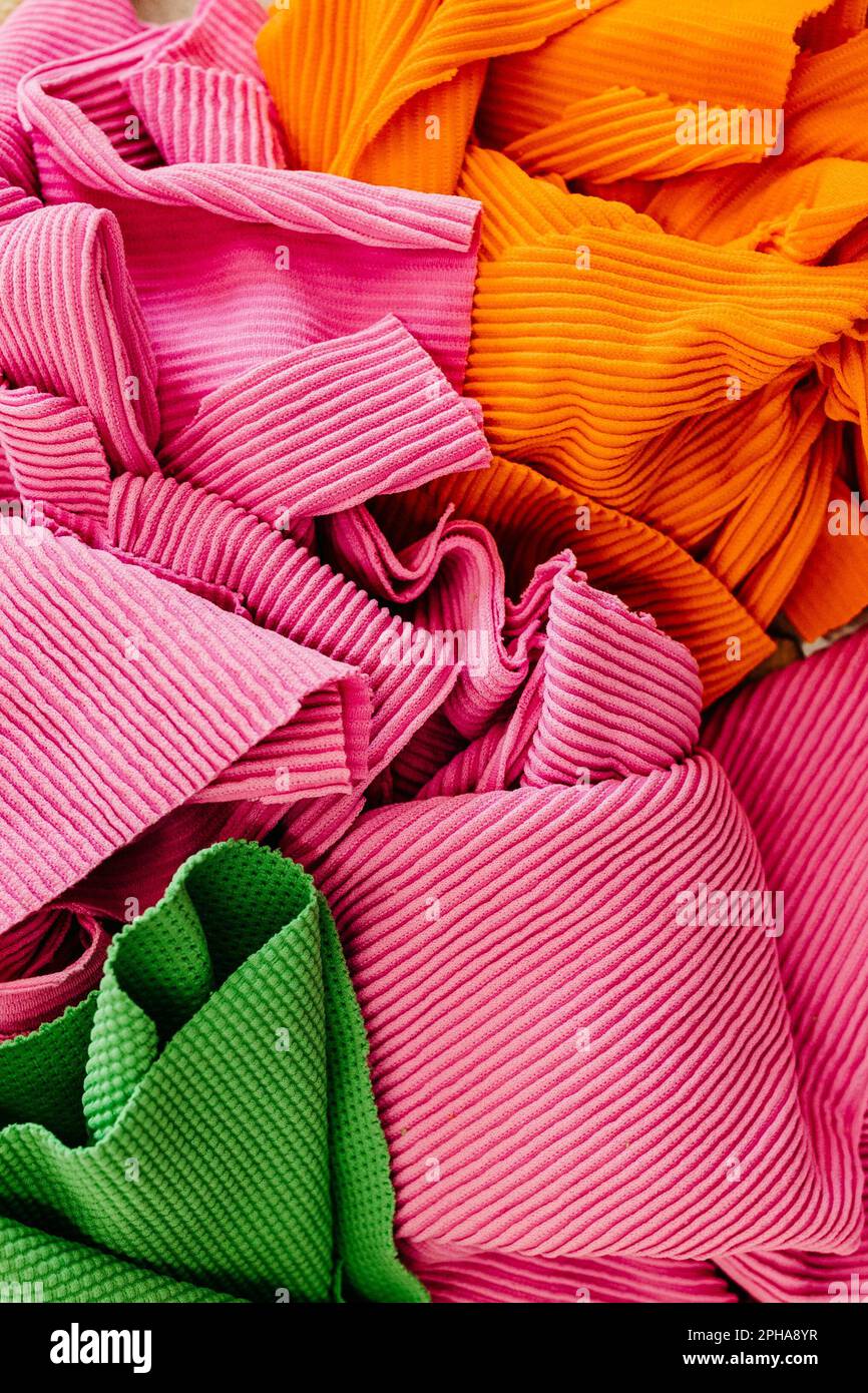 Knotted fabrics hi-res stock photography and images - Alamy