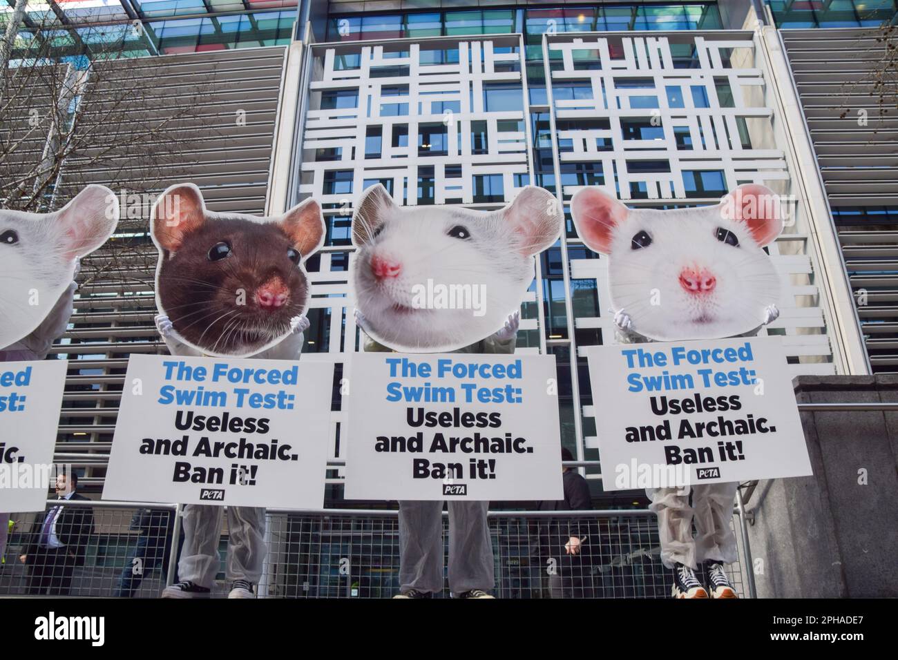 London, England, UK. 27th Mar, 2023. PETA activists with huge mouse and ...