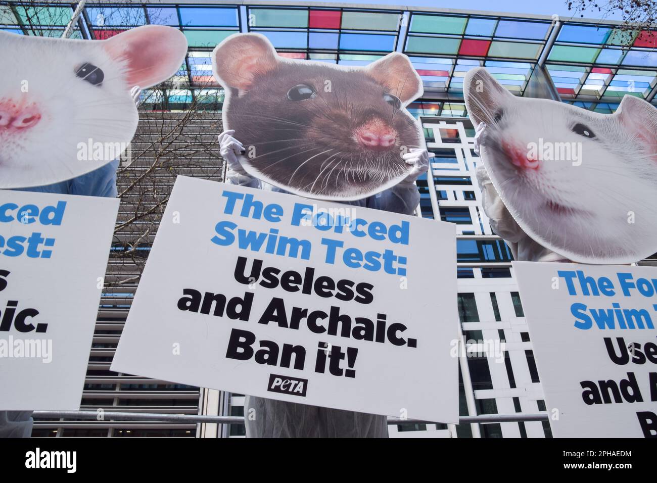 London, England, UK. 27th Mar, 2023. PETA activists with huge mouse and ...