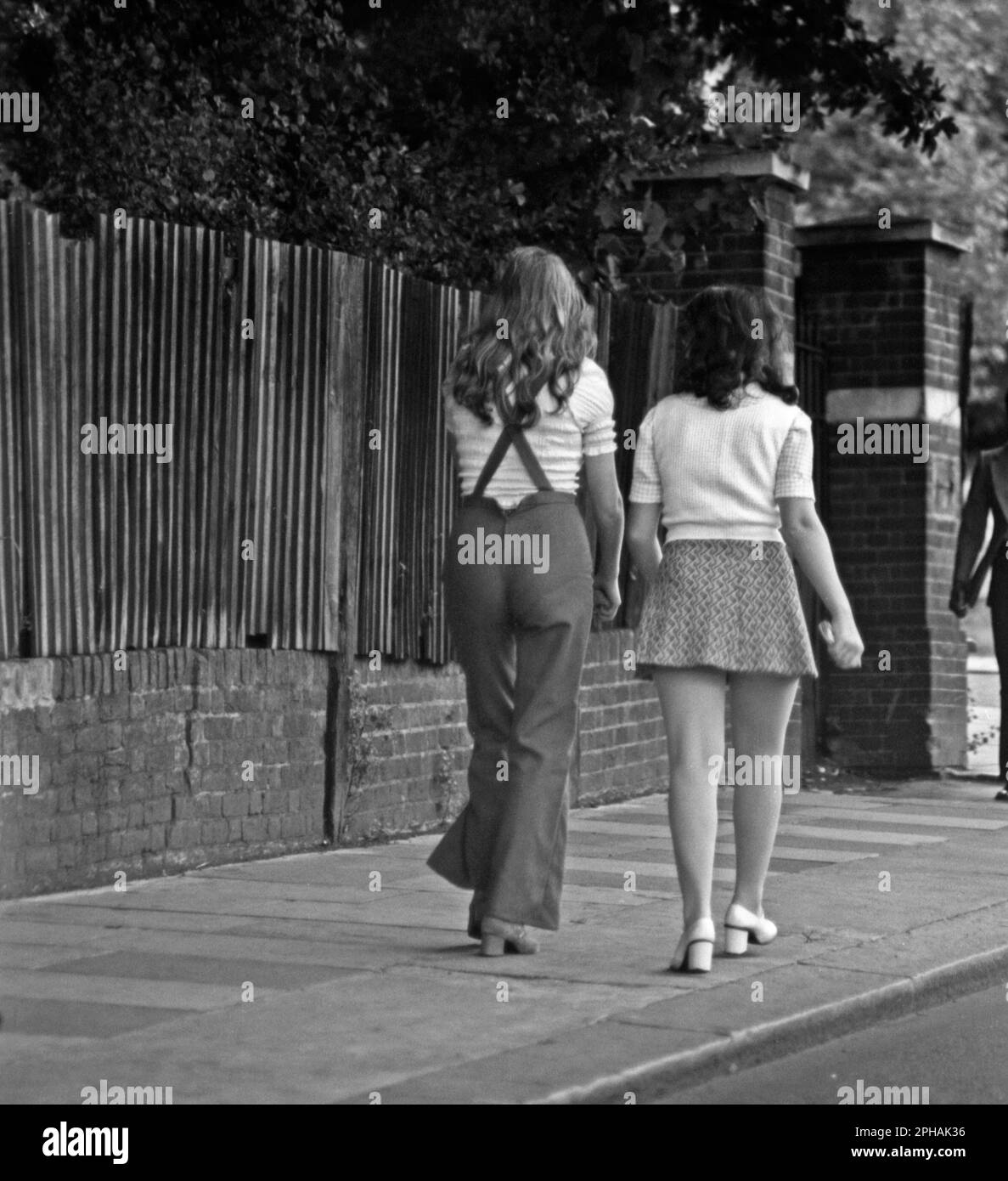 Street sceneл, London, England, 1971 Stock Photo - Alamy