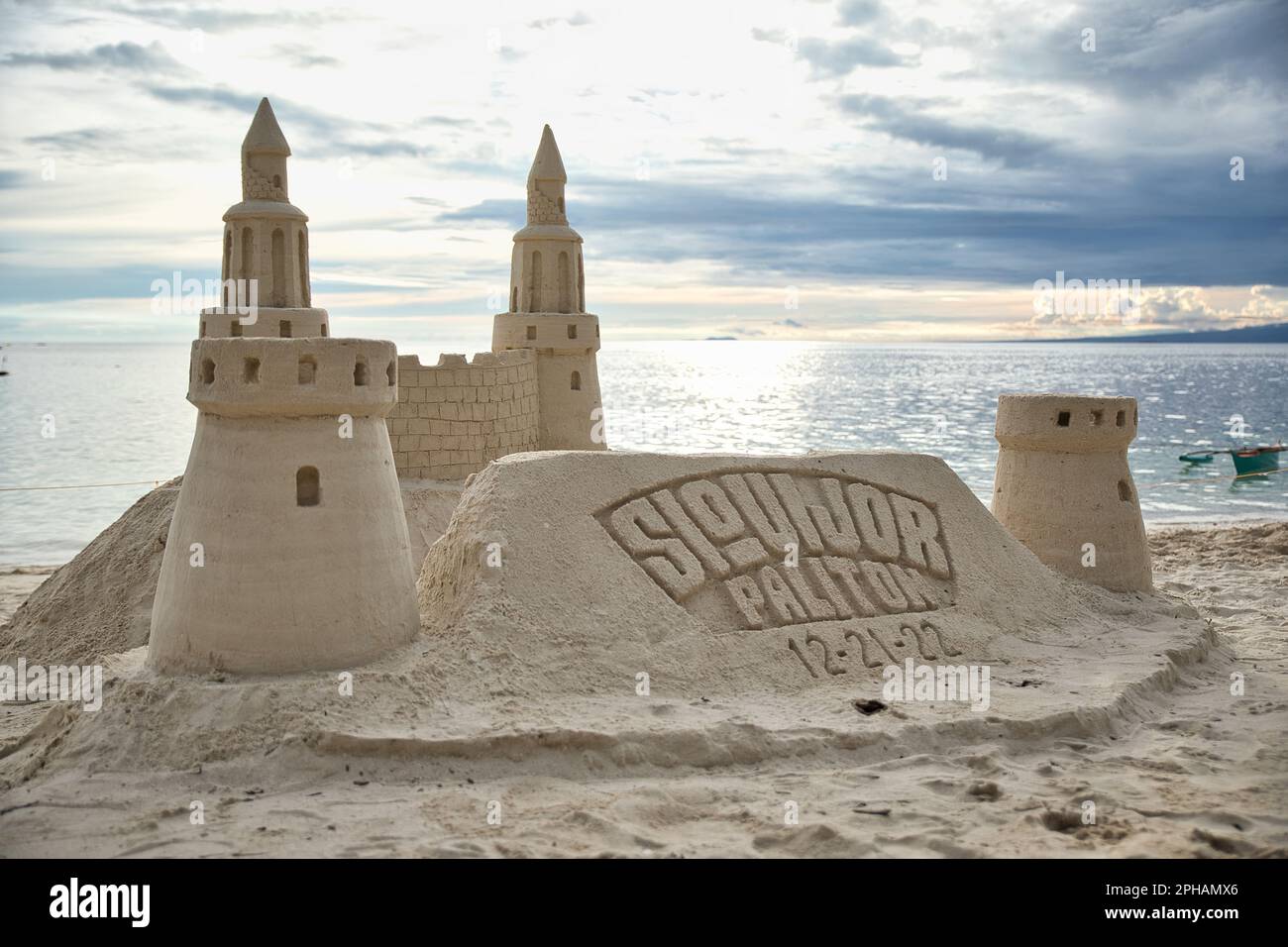 A detailed sand castle on the dreamlike idyllic beach of Siquijor in ...