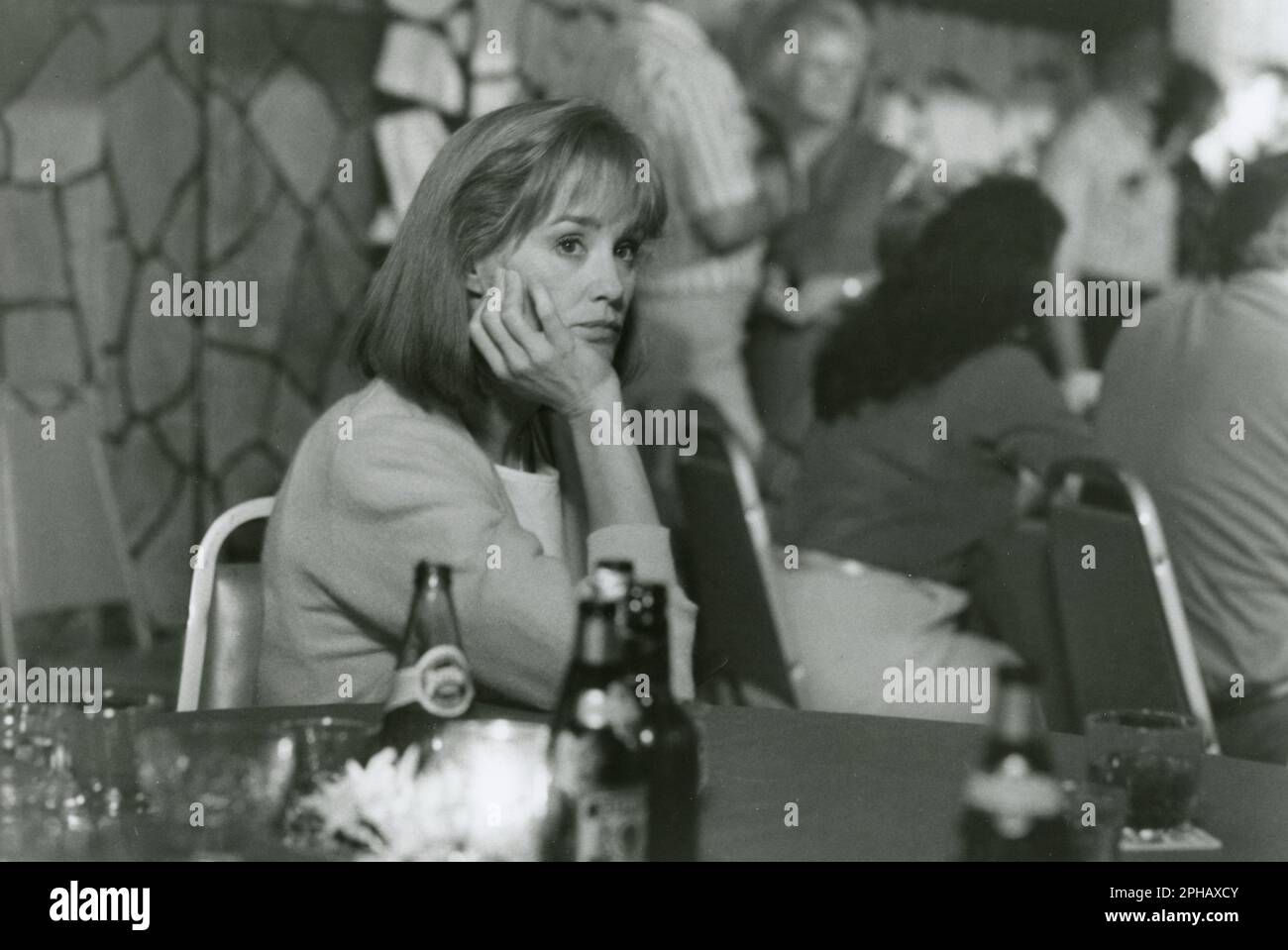 Men dont leave hi-res stock photography and images - Alamy