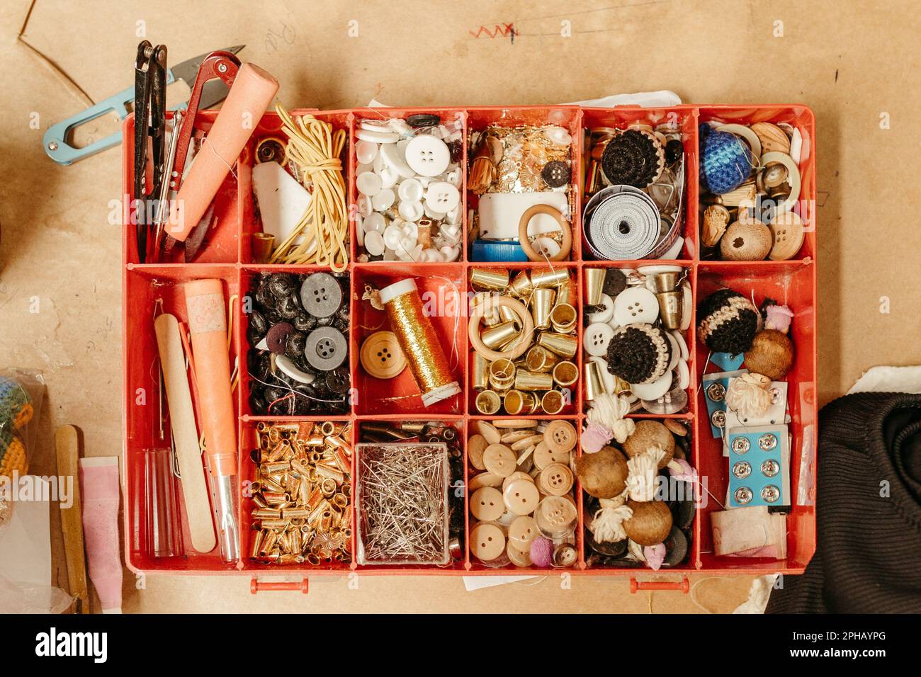 Open stitches hi-res stock photography and images - Alamy