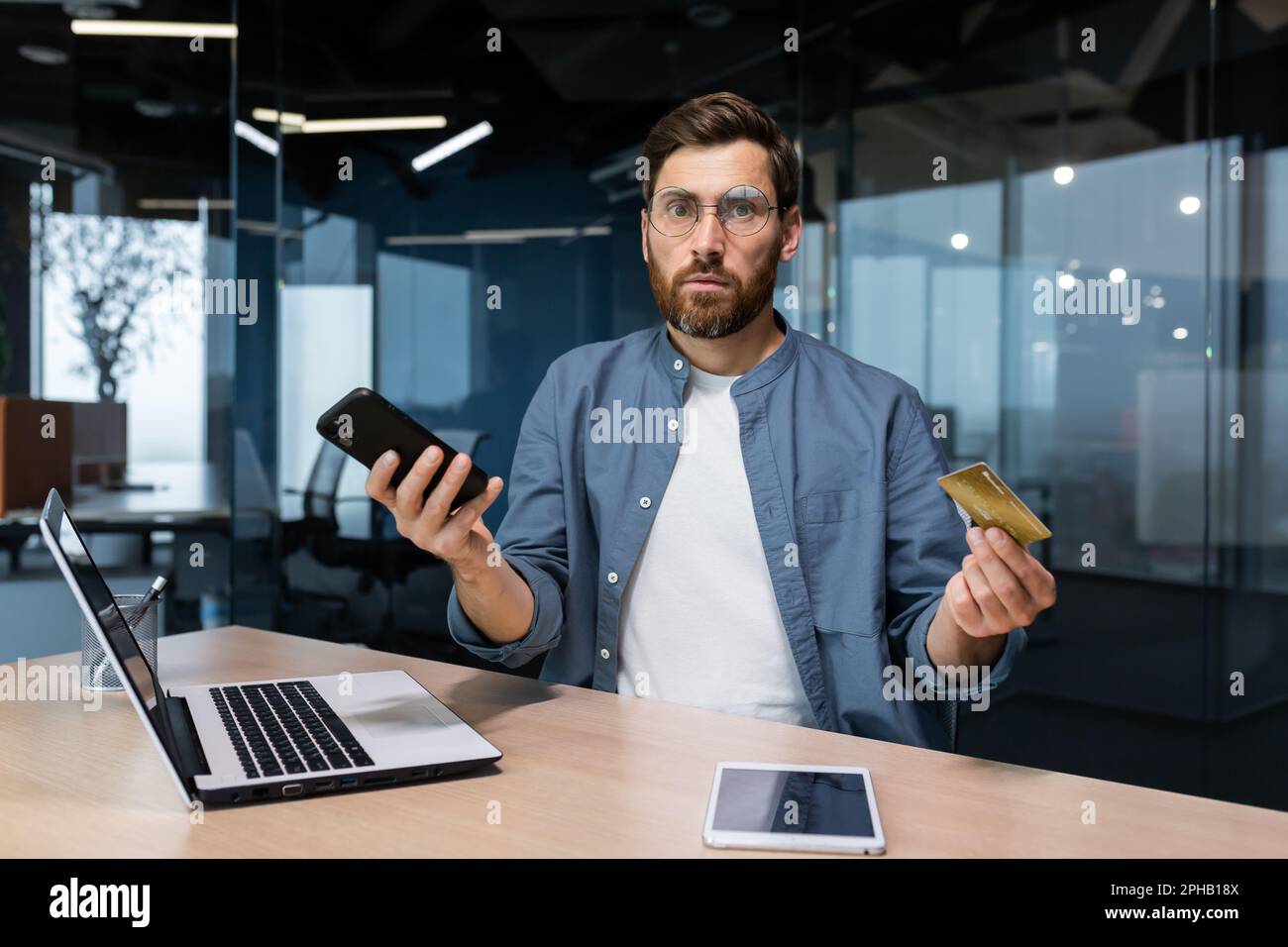 Bank error hi-res stock photography and images - Alamy