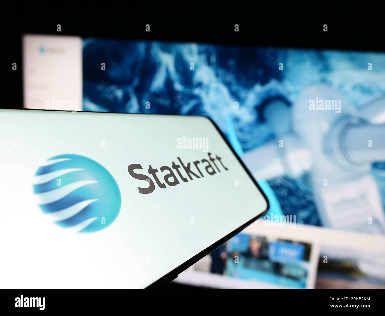 Smartphone with logo of Norwegian hydropower company Statkraft AS on ...