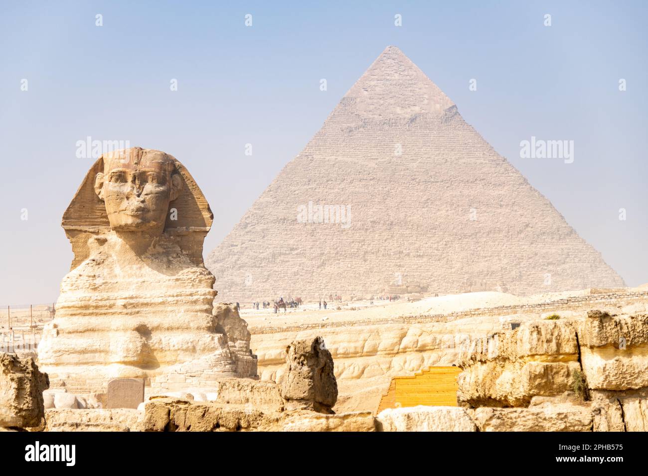 A view of the Great Sphinx and Pyramids of Giza in Egypt Stock Photo ...