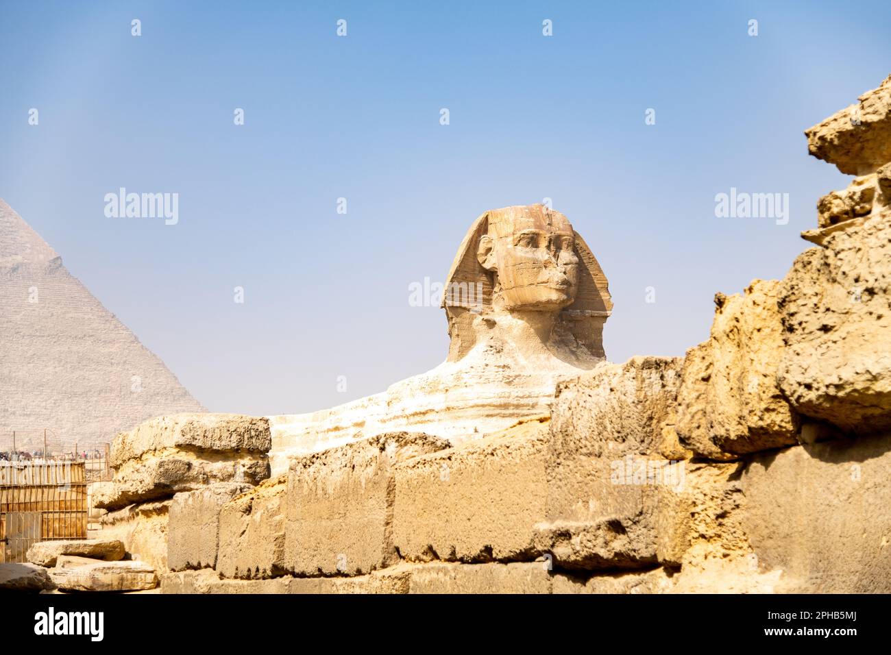 A view of the Great Sphinx and Pyramids of Giza in Egypt Stock Photo ...