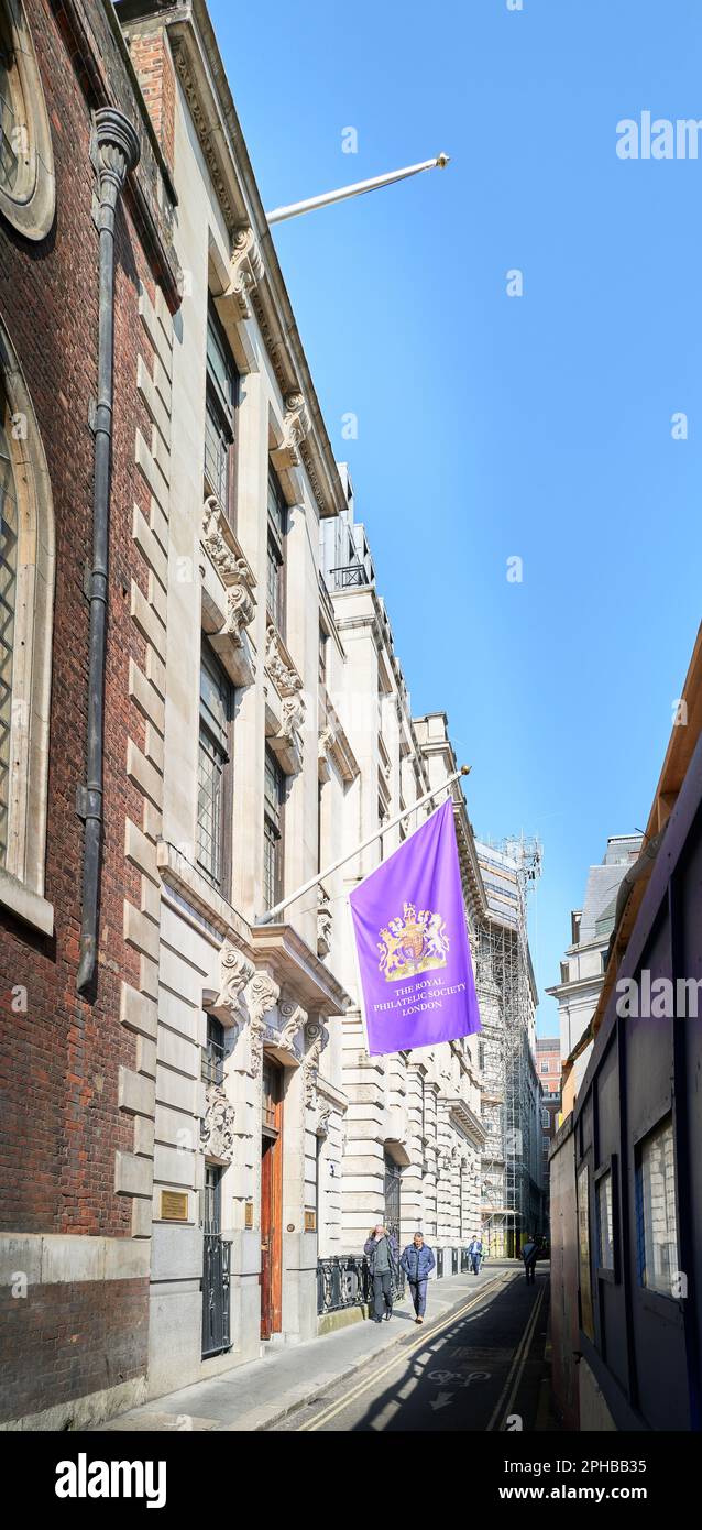 The Royal Philatelic Society building, London, England Stock Photo - Alamy