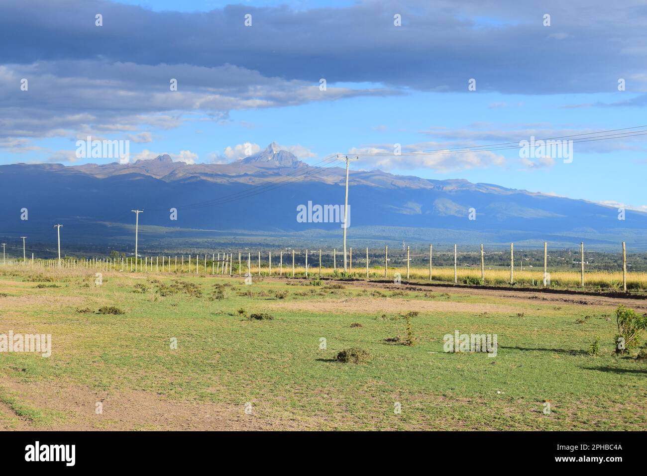 Serene living hi-res stock photography and images - Alamy