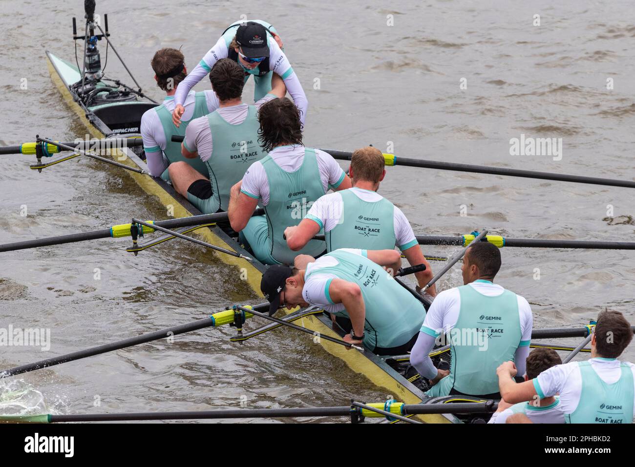 Boat Race 2023. Cambridge cox Jasper Parish celebrating the team's win ...