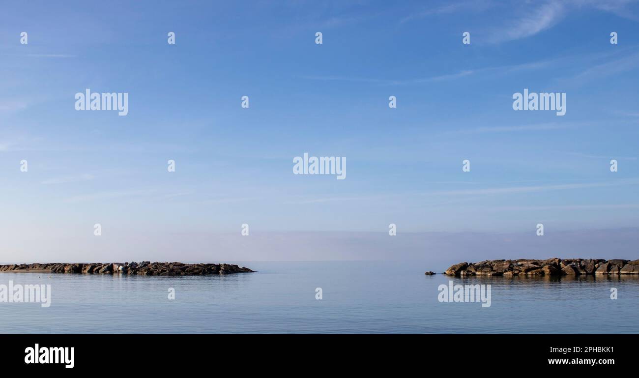 Rocky Morning View of the Coast of the Tyrrhenian Sea With Gorgeous ...
