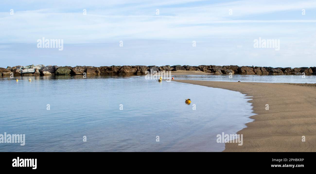 Landscape panorama of the sand dune system on the beach. Wide beach in ...